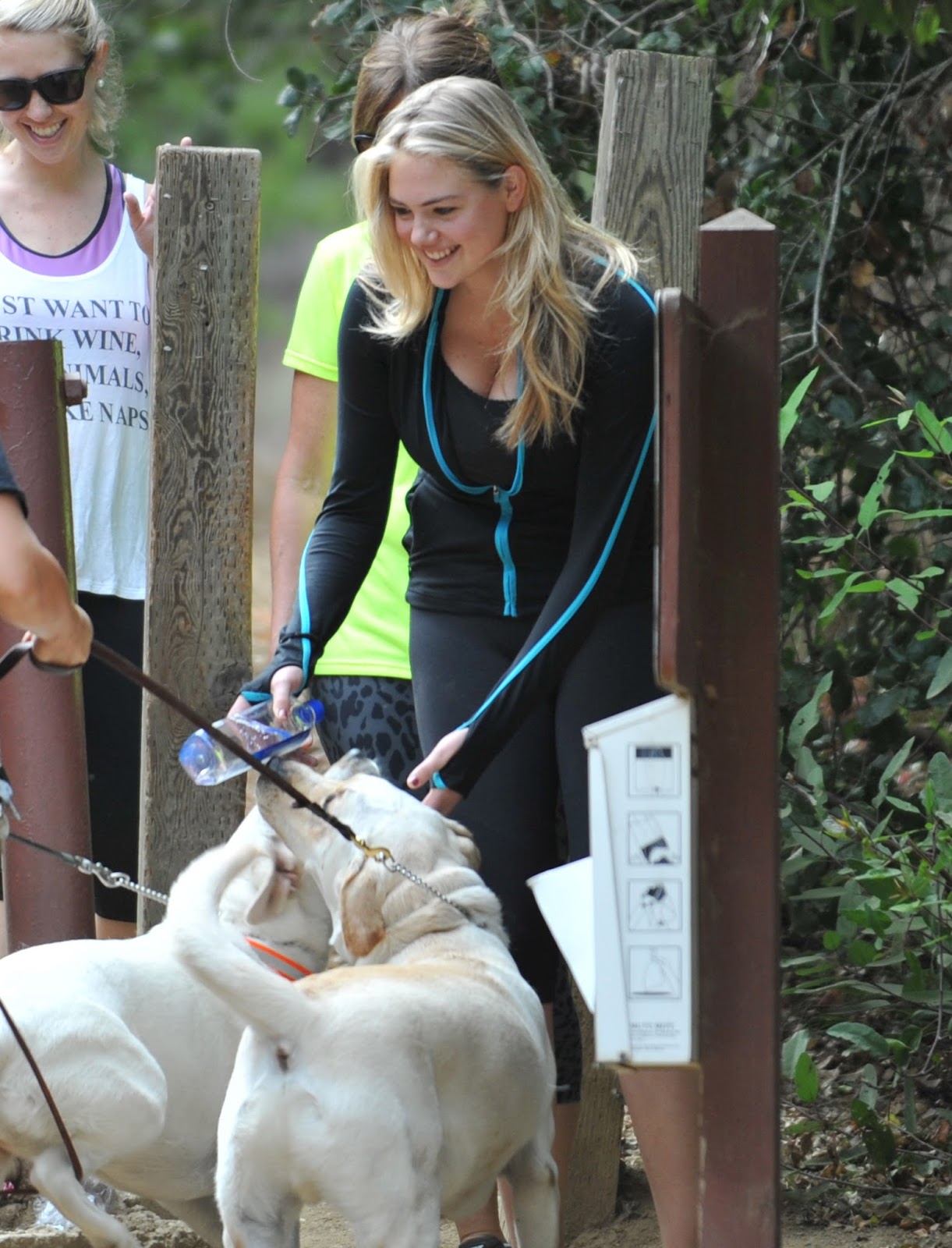 Daily Celebrities Paparazzi, Candid and Photoshoot Pictures: Kate Upton ...