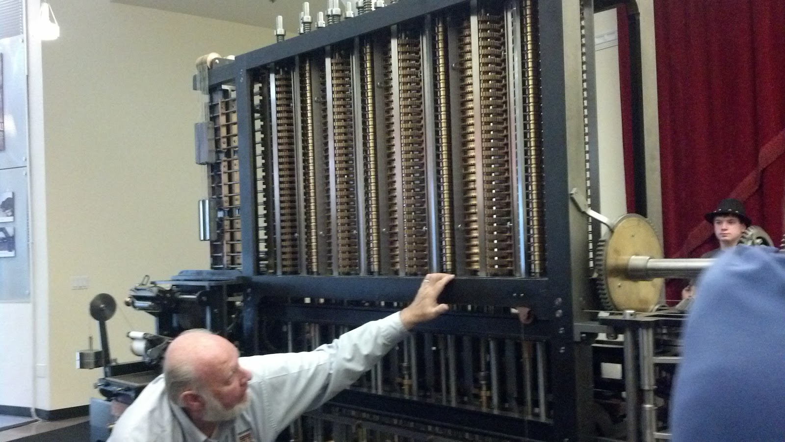 The Tech Munch: Babbage's Difference Engine in Action