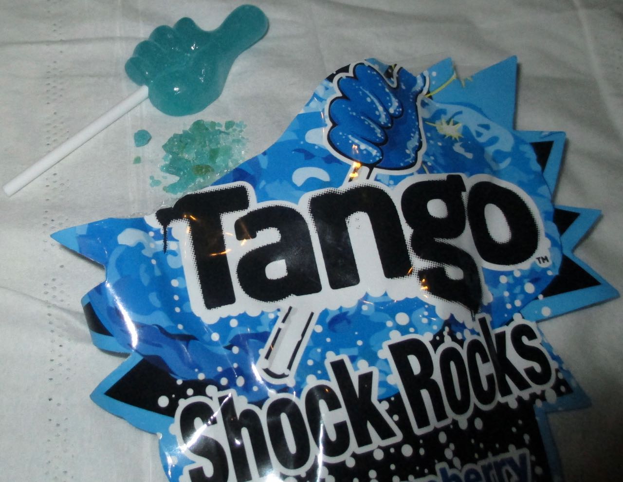 FOODSTUFF FINDS: Tango Blue Raspberry Shock Rocks (BHS) [By @cinabar]
