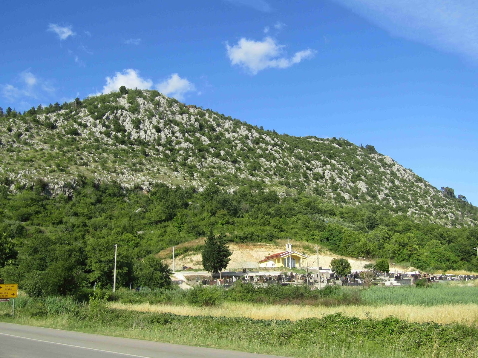 RAZOTKRIVENI NEPOZNATI CIKLOPSKI ZIDOVI IZNAD VITINE (LJUBUŠKI) PODNO ...