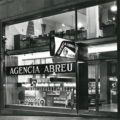 Mundo Das Marcas: ABREU