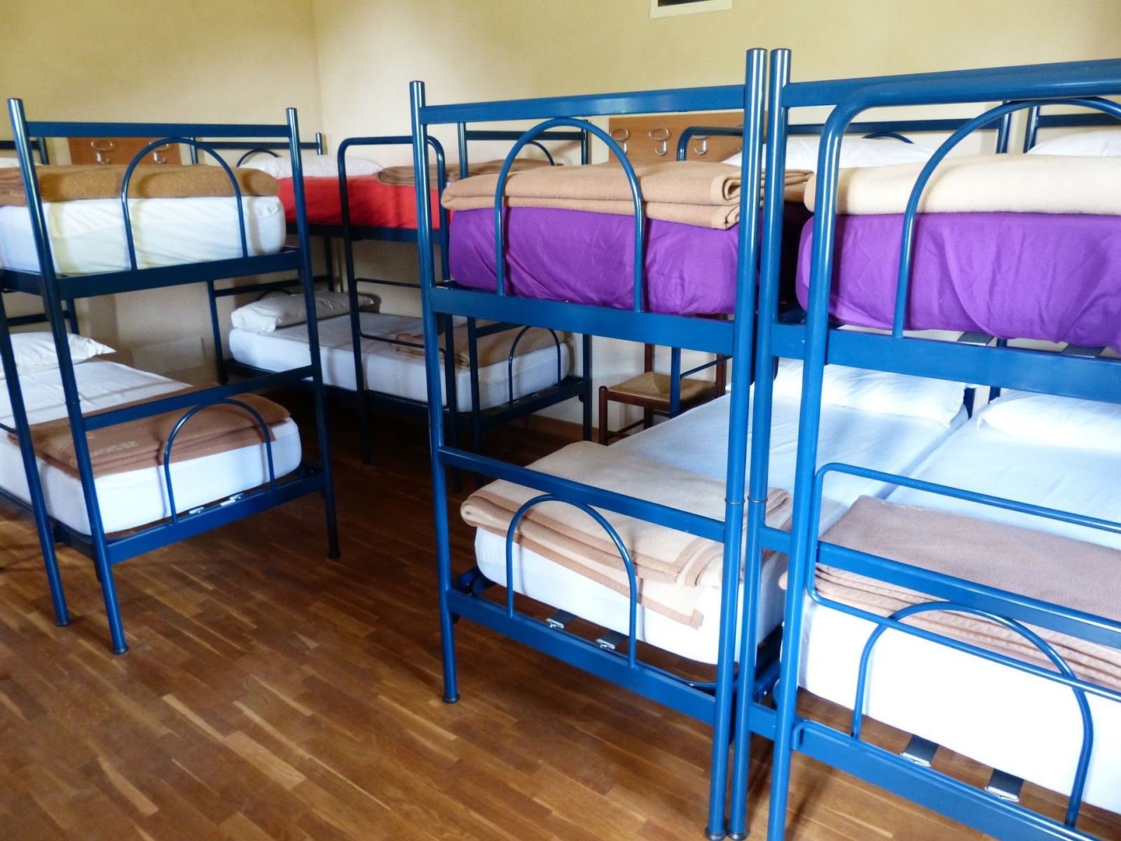 Choosing Between School Or Off campus Accommodation choosing-between-school-or-off-campus-accommodation
