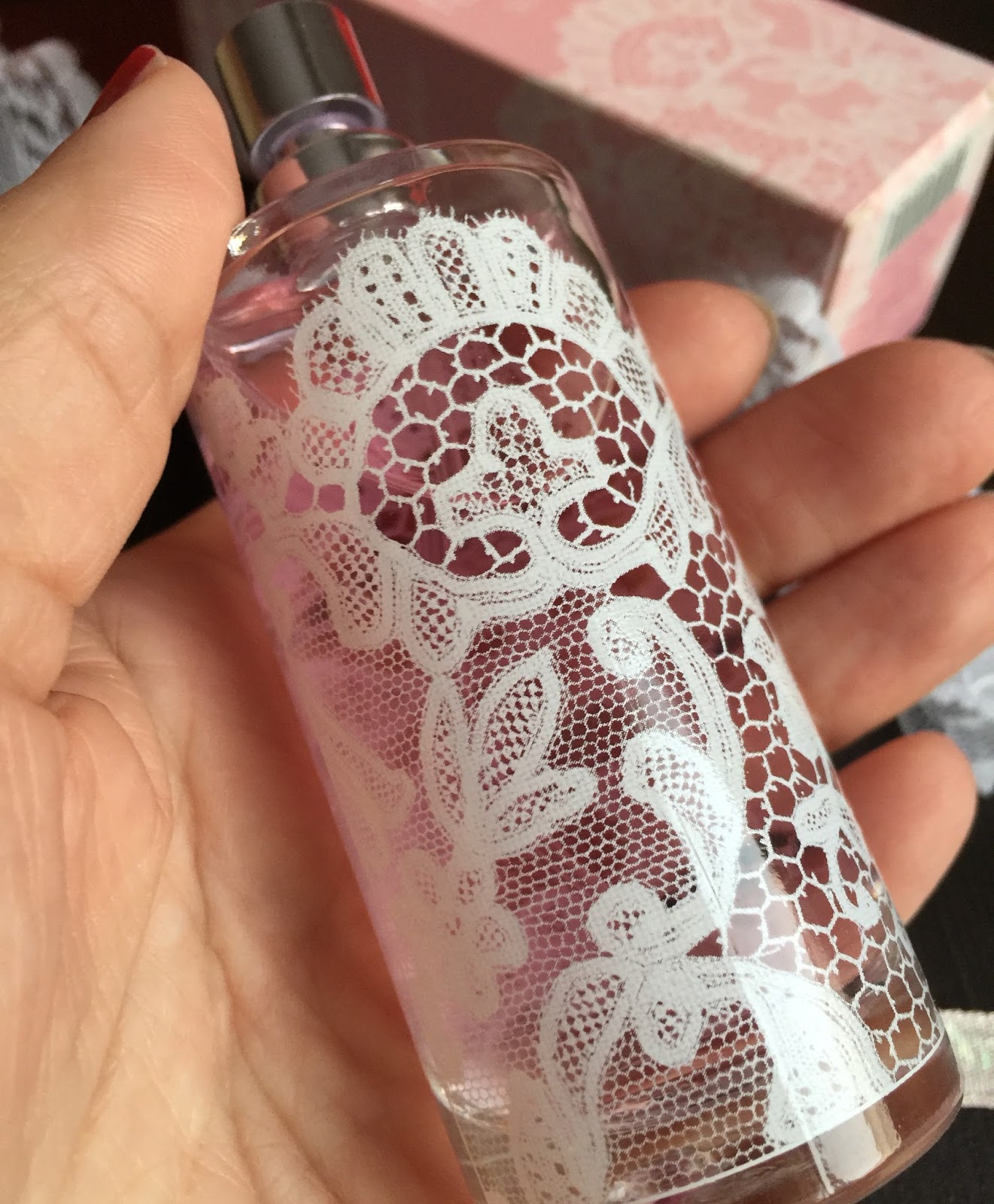 Парфюмерная вода O Feerique Sensuelle от Faberlic