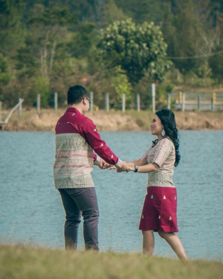 Tempat Rekomendasi Prewedding di Daerah Danau Toba Samosir | CAMPING