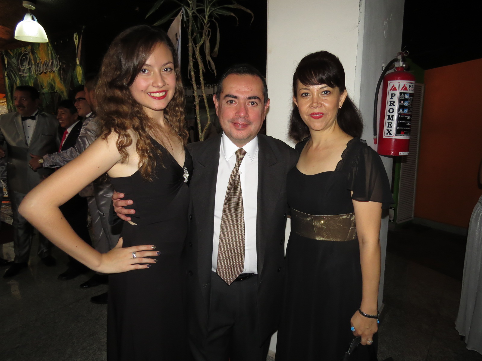 somoselespectador: EVENTO DE ORO POR LA ENTREGA DE LA PRESEA RAY TICO 2016