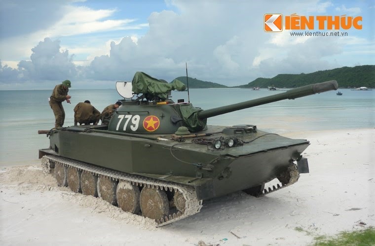 DEFENSE STUDIES: Vietnam Still Operates Large Units of PT-76 Tank