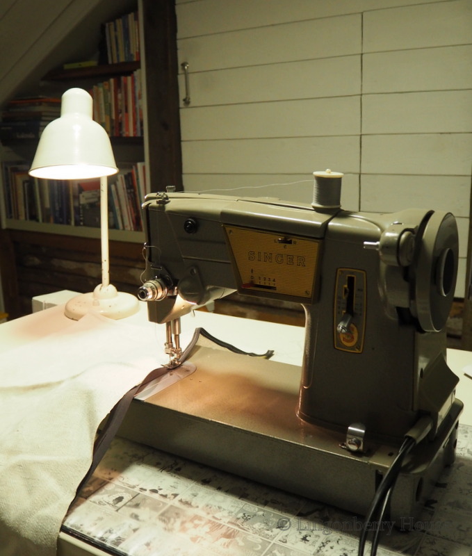 Lingonberry House: Singer 328 K sewing machine