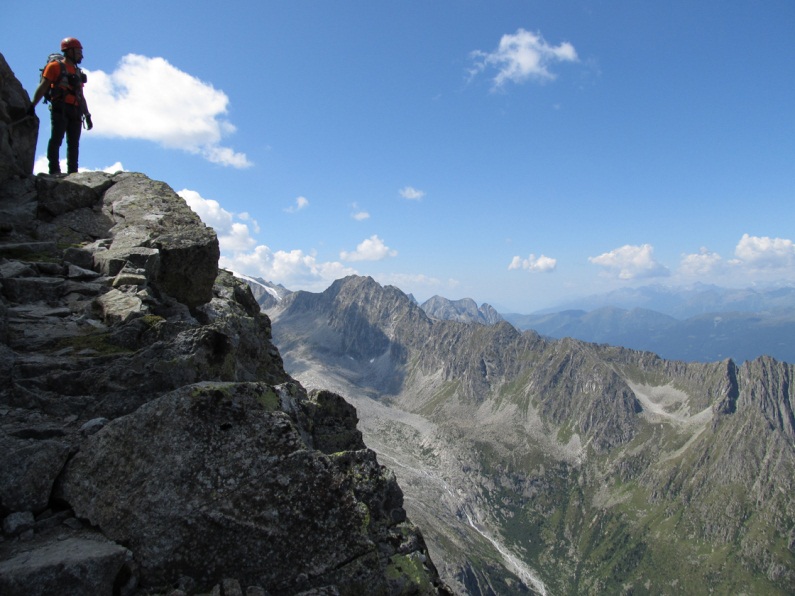 Escursionismo a 360°: Il Sentiero dei Fiori e Cima Payer (EEA)