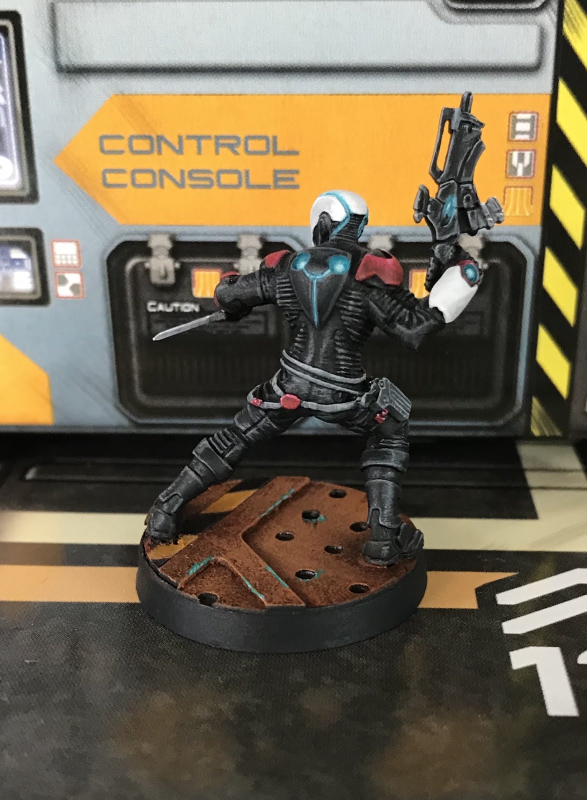 INFINITY NOMADS TUNGUSKA: Spektr (Combi Rifle)