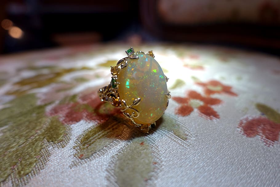 BlueBellJewelry: Lokakuun Kivi: Opaali