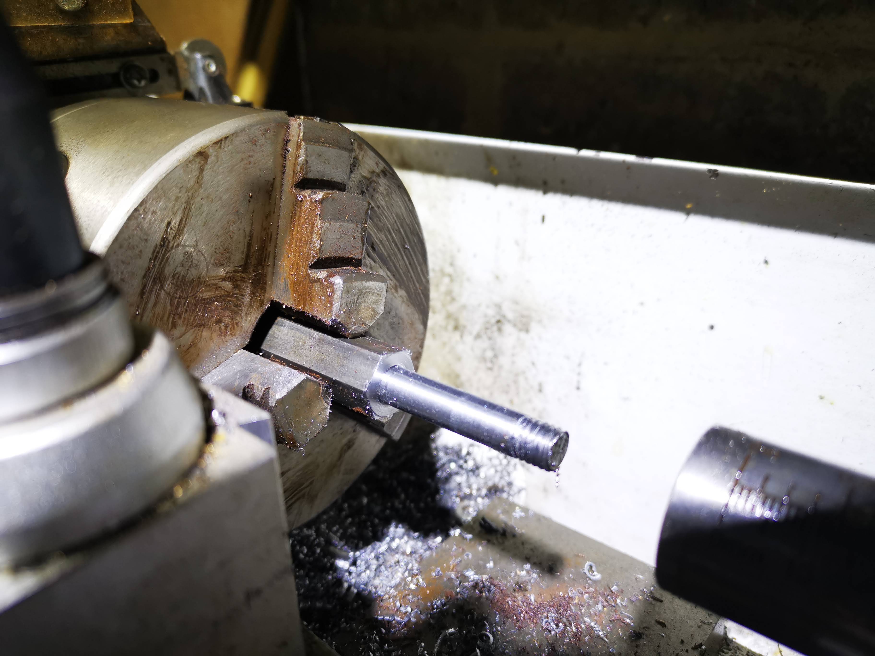 Amelia Squariel: Charlie's shed - Making bolts