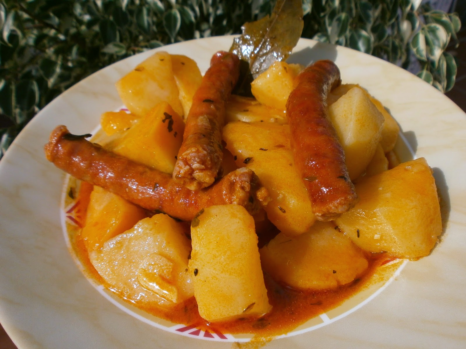 Luzmary y sus recetas caseras: CHISTORRAS AL VINO EN OLLA GM E