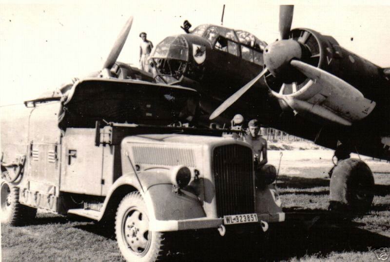 FalkeEins - the Luftwaffe blog: Luftwaffe hangars, shelters and ...