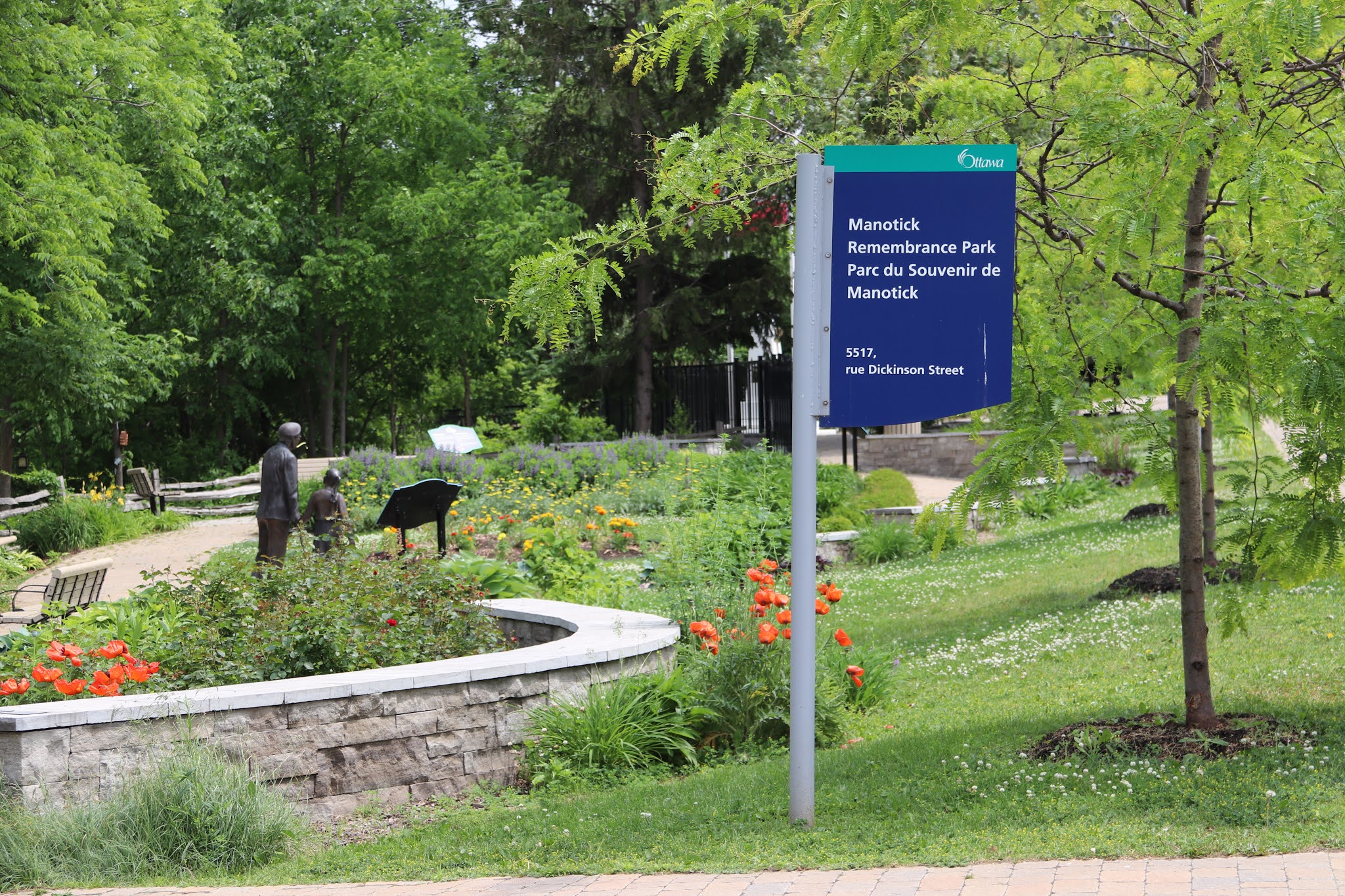 Memorials in Ottawa: Manotick Remembrance Park
