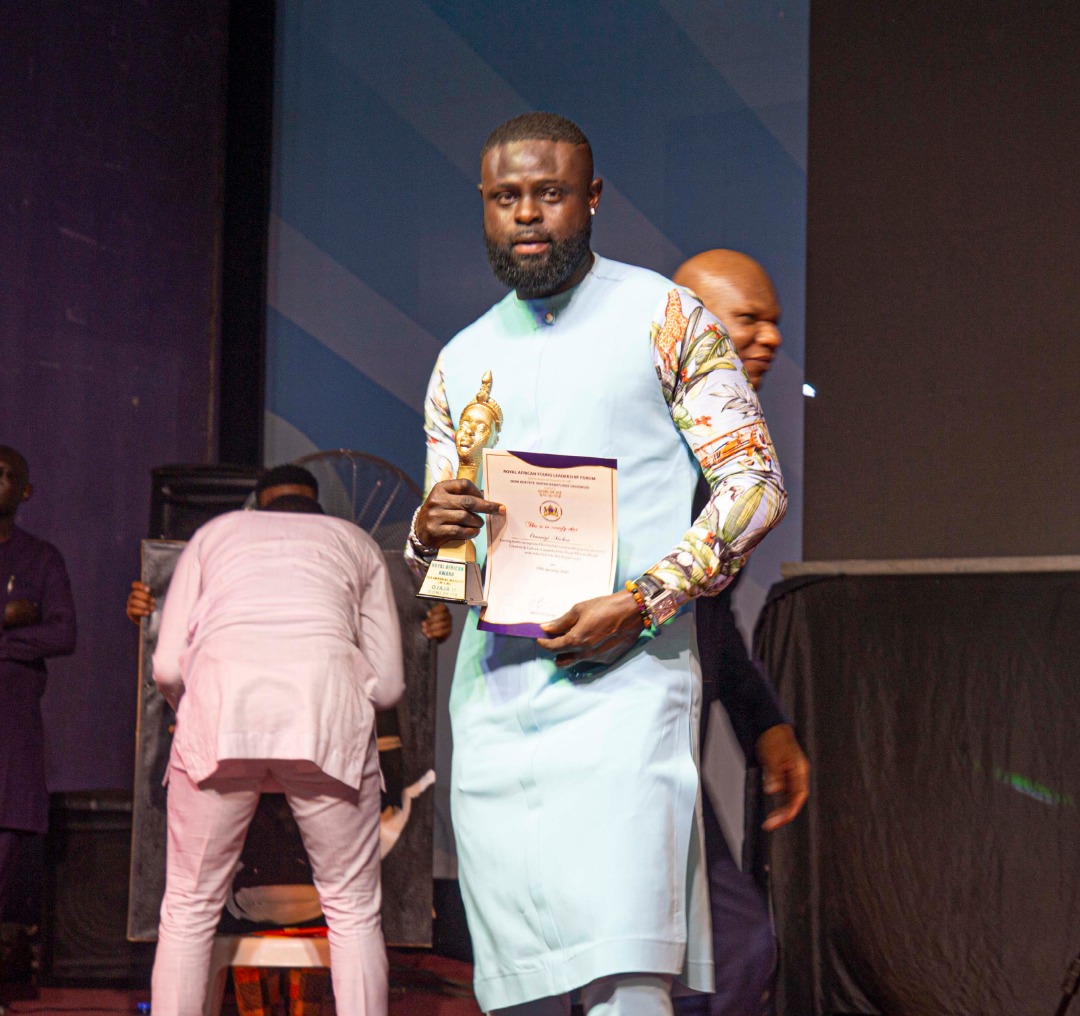 Maestro's Media: A RIGHT ROYAL ENDORSEMENT FOR THE INIMITABLE SIJIBOMI ...