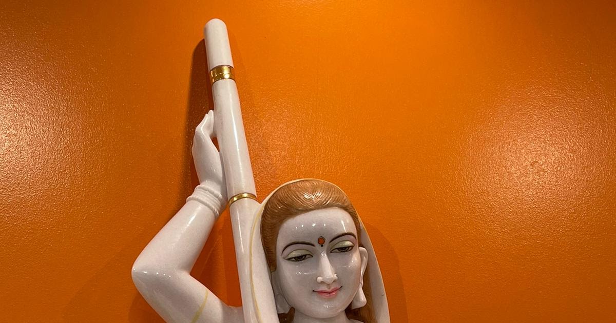 Sant Sadan (Hall of Saints): MEERA BAI