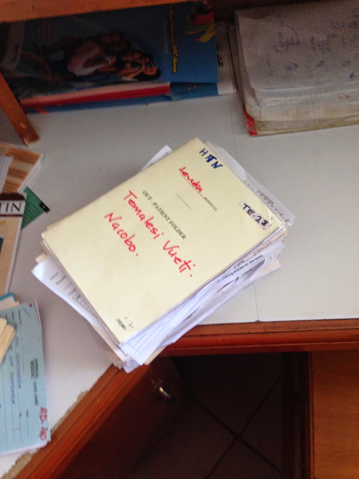 Tom and Rach in Fiji: Levuka Hospital