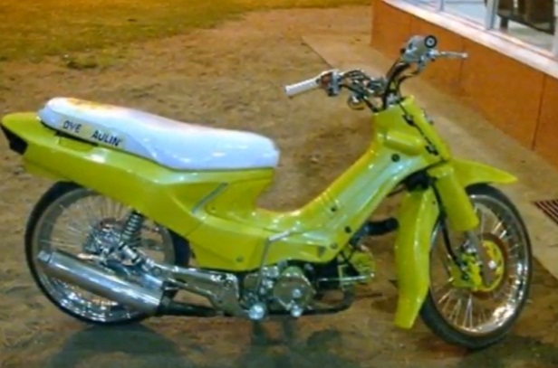 Modifikasi Motor Kawasaki KAZE R Super Keren