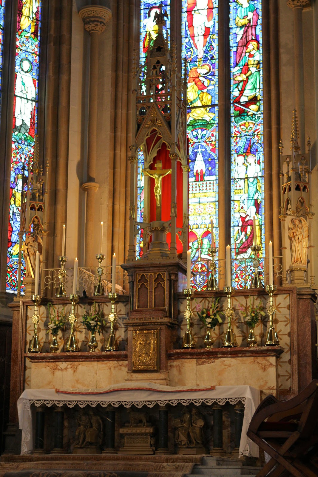 New Liturgical Movement: News from the ICKSP in England