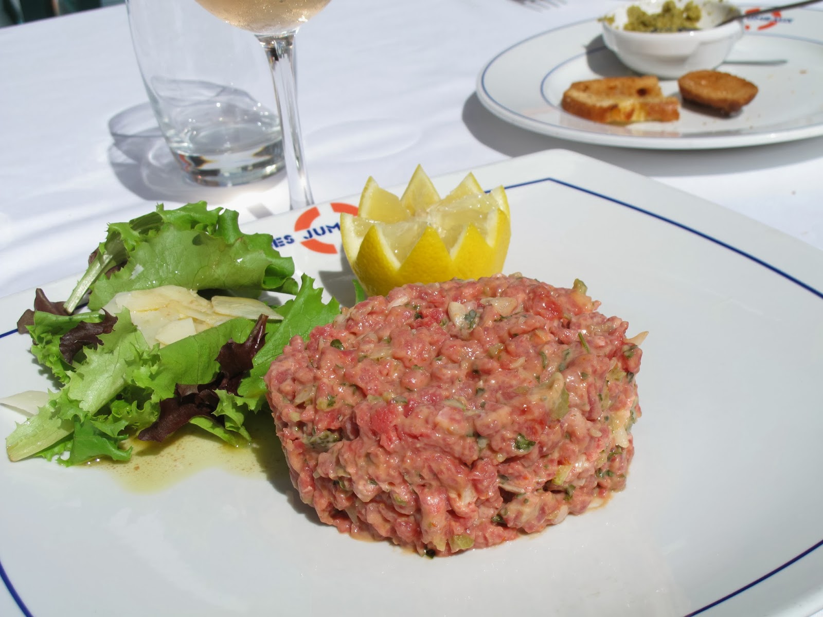 Le BLOG D'EPICURE: Une autre plage avec cuisine, Les Jumeaux, à Pampelonne