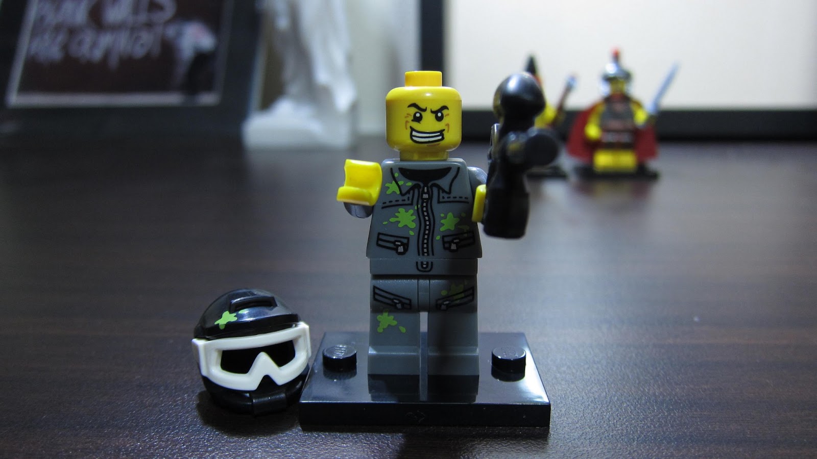 For The Geek In Us: Lego Minifigures Series 10 Unboxing - #9 Paintball ...