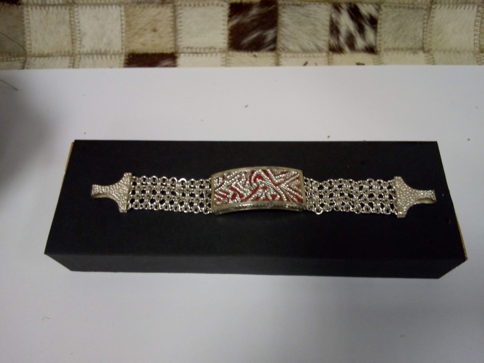 Xhosa Bling.: Exhibition.