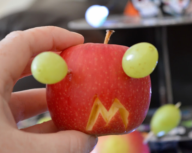 How to Create Scary Apple Faces with PinKids® Apples | North East ...