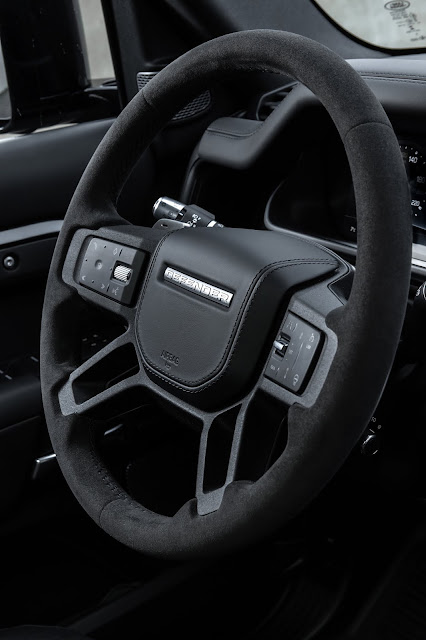 The Land Rover Defender is the Women’s World Car of the Year for 2020 ...