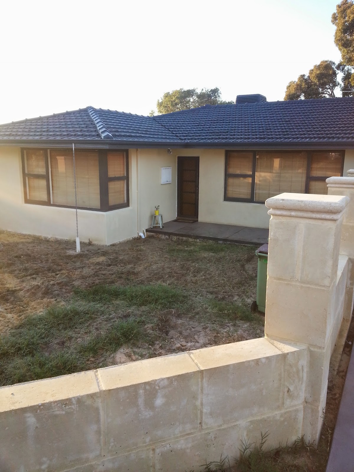 Jarrah Jungle: Before and After: Window Frames With Dulux Paint