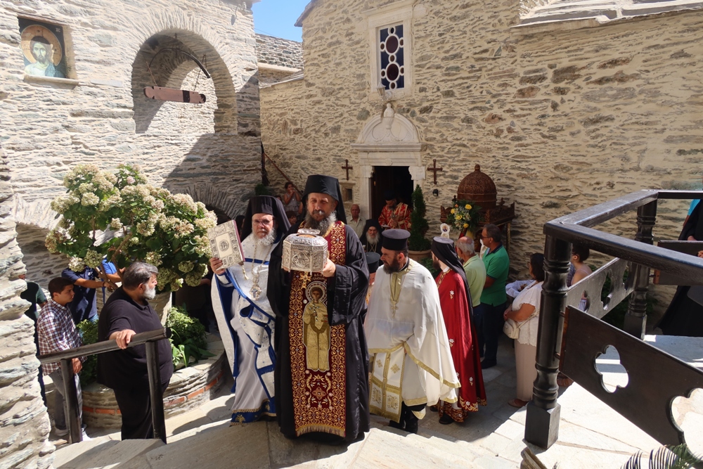 A.P.S.M Andriotis Politis: ΧΡΟΝΙΑ ΠΟΛΛΑ ΚΑΙ ΕΥΛΟΓΗΜΕΝΑ ΠΑΤΗΡ ΑΕΤΙΕ