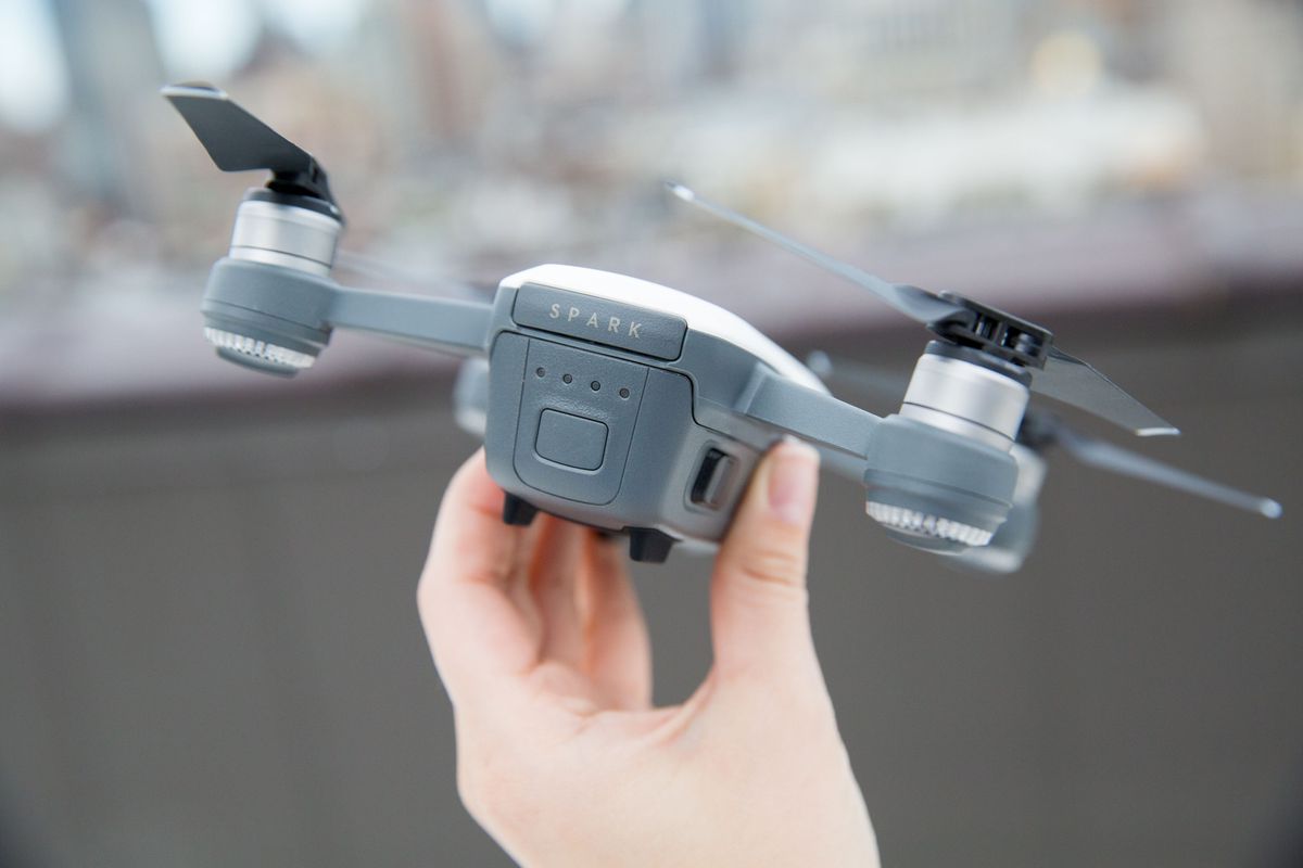 Review DJI Spark Its Tiny drone but Very Fast Read this our Review ...