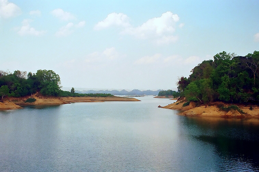 Tourism Spots in Bangladesh: Kaptai Lake