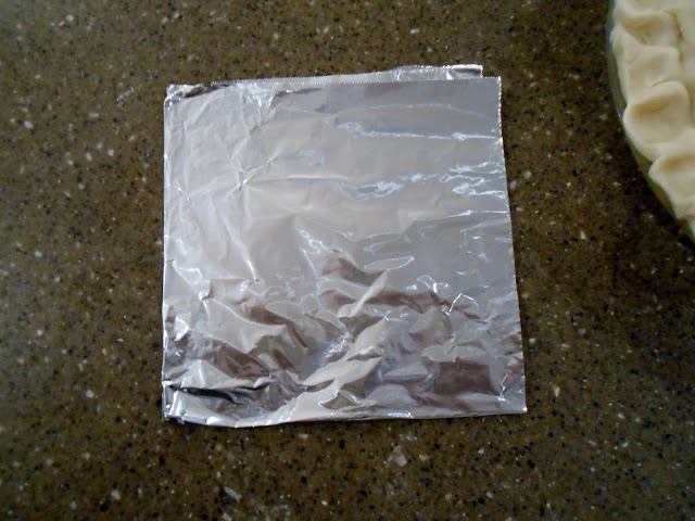 Snippets 'N Stuff: Tip to Prevent Pie Crust Edges from Burning and ...