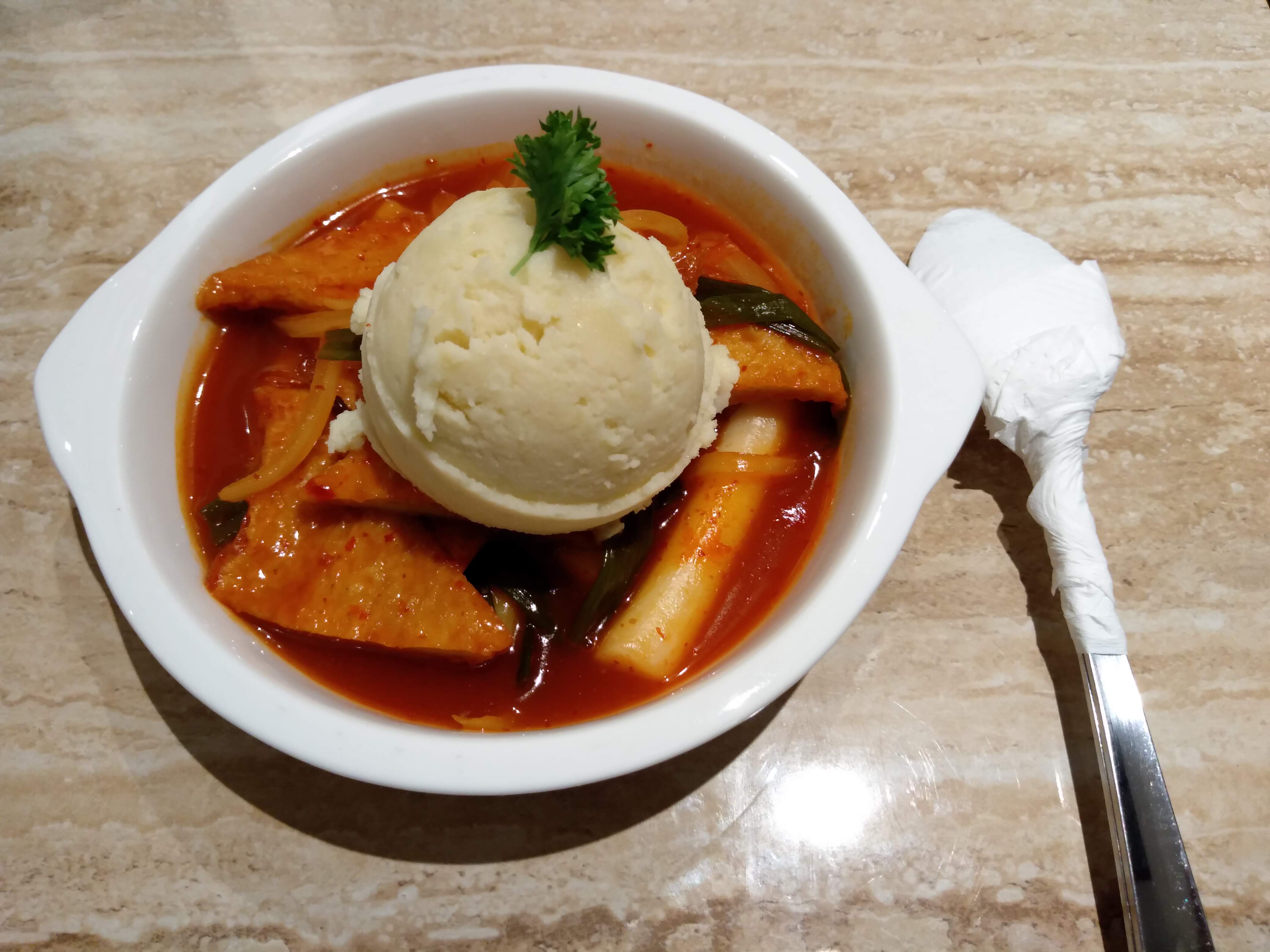 Menikmati Korean Food di Chingoo Malang | Dee Stories