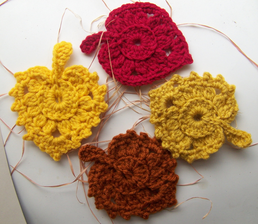 crochet times: Autumn leaf Free crochet pattern