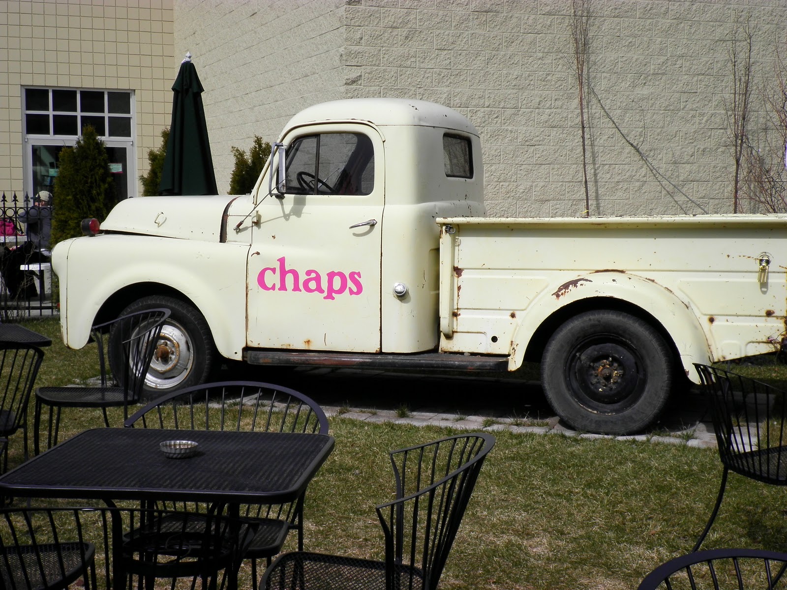 The Present Road: Chaps Restaurant aka Bakery Heaven