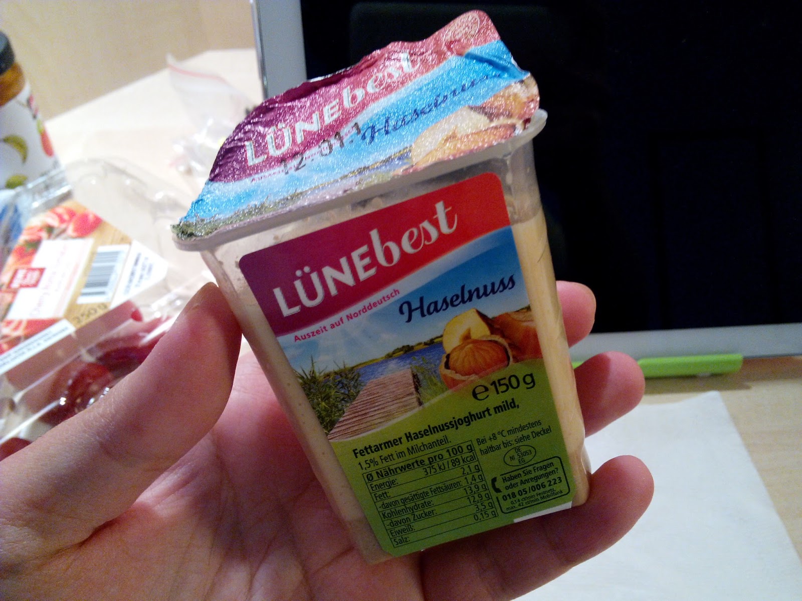 Mauleo.net: Hazelnut yogurt