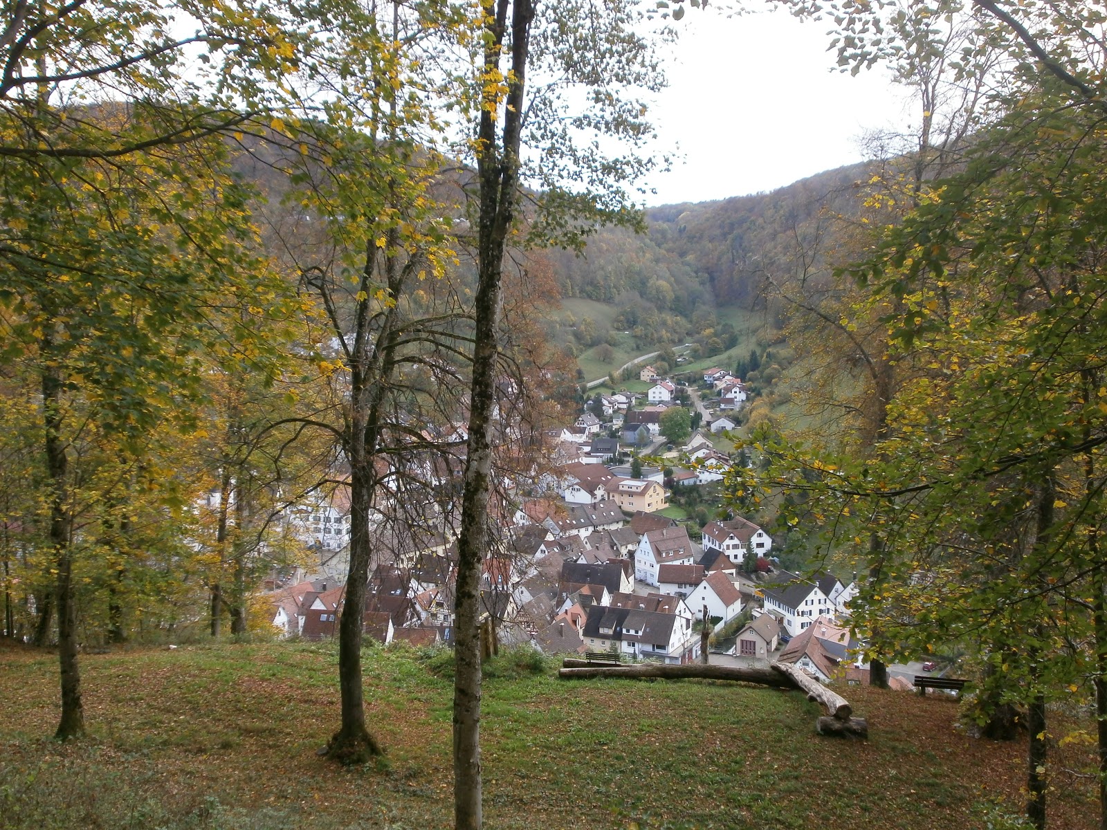 Wege in der Region Stuttgart: Wanderung im Verlauf des Panorama ...