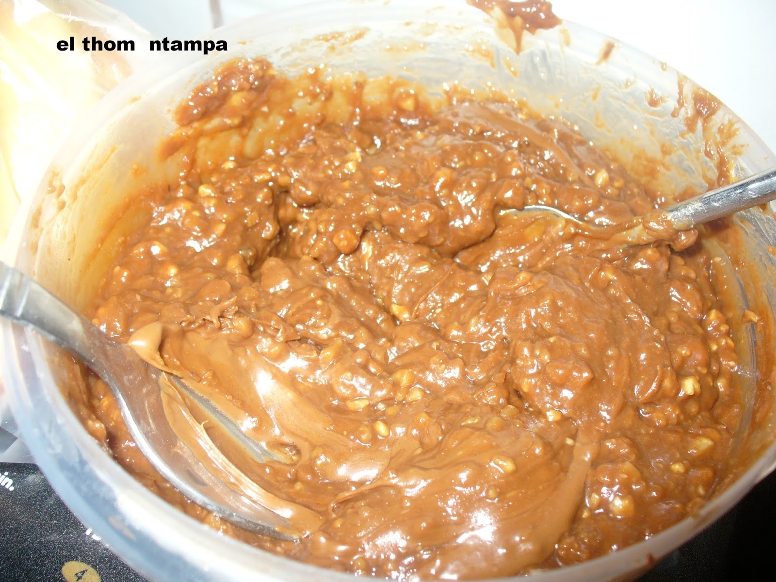 ΠΛΑΘΩ ΖΥΜΑΡΑΚΙΑ ΜΕ ΤΑ ΔΥΟ ΧΕΡΑΚΙΑ ..: NUTELLA ME ΦΥΣΤΙΚΟΒΟΥΤΗΡΟ
