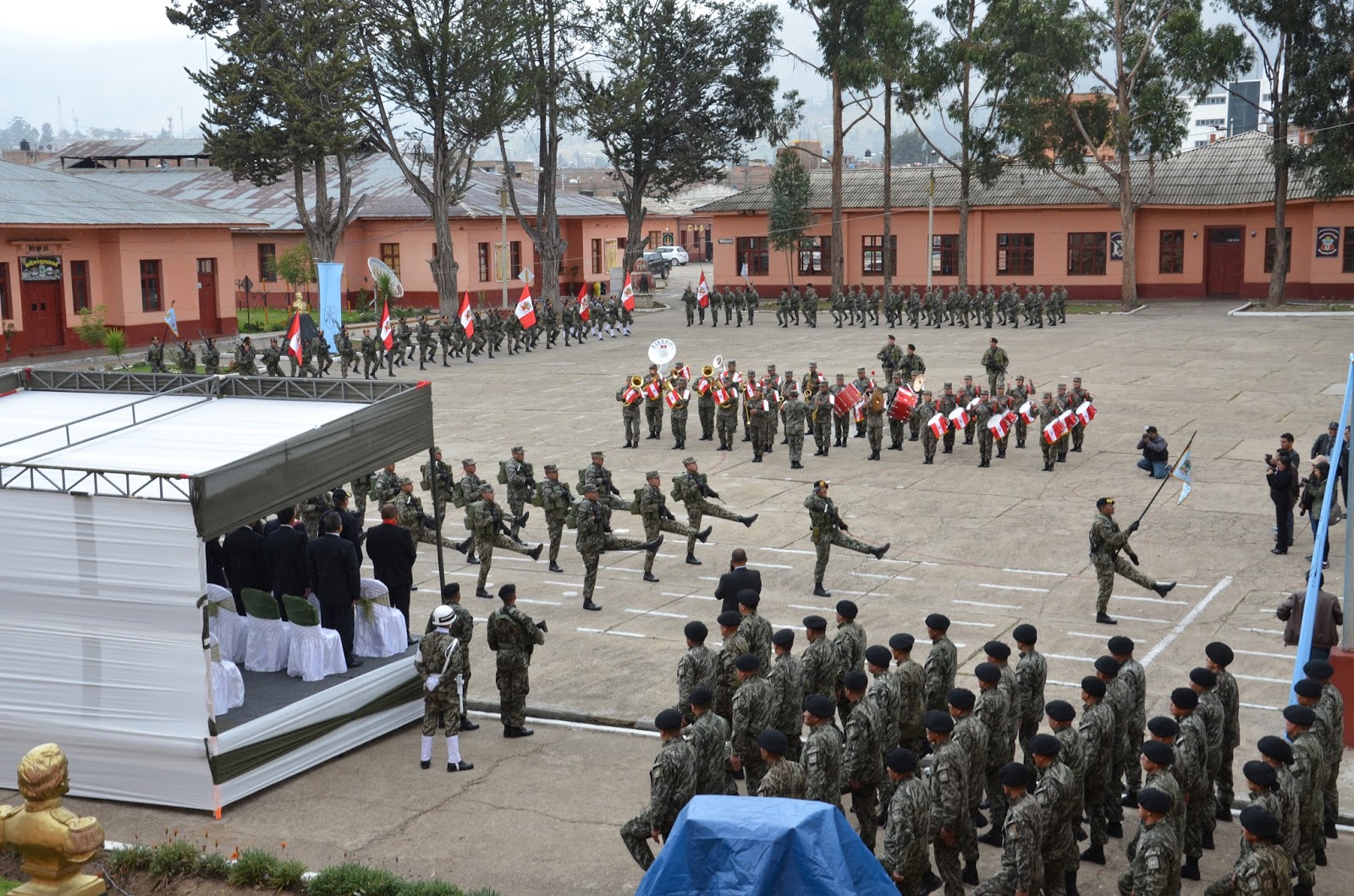 Nuestro Ejército en video: Conozca usted, a los nuevos mandos del ...