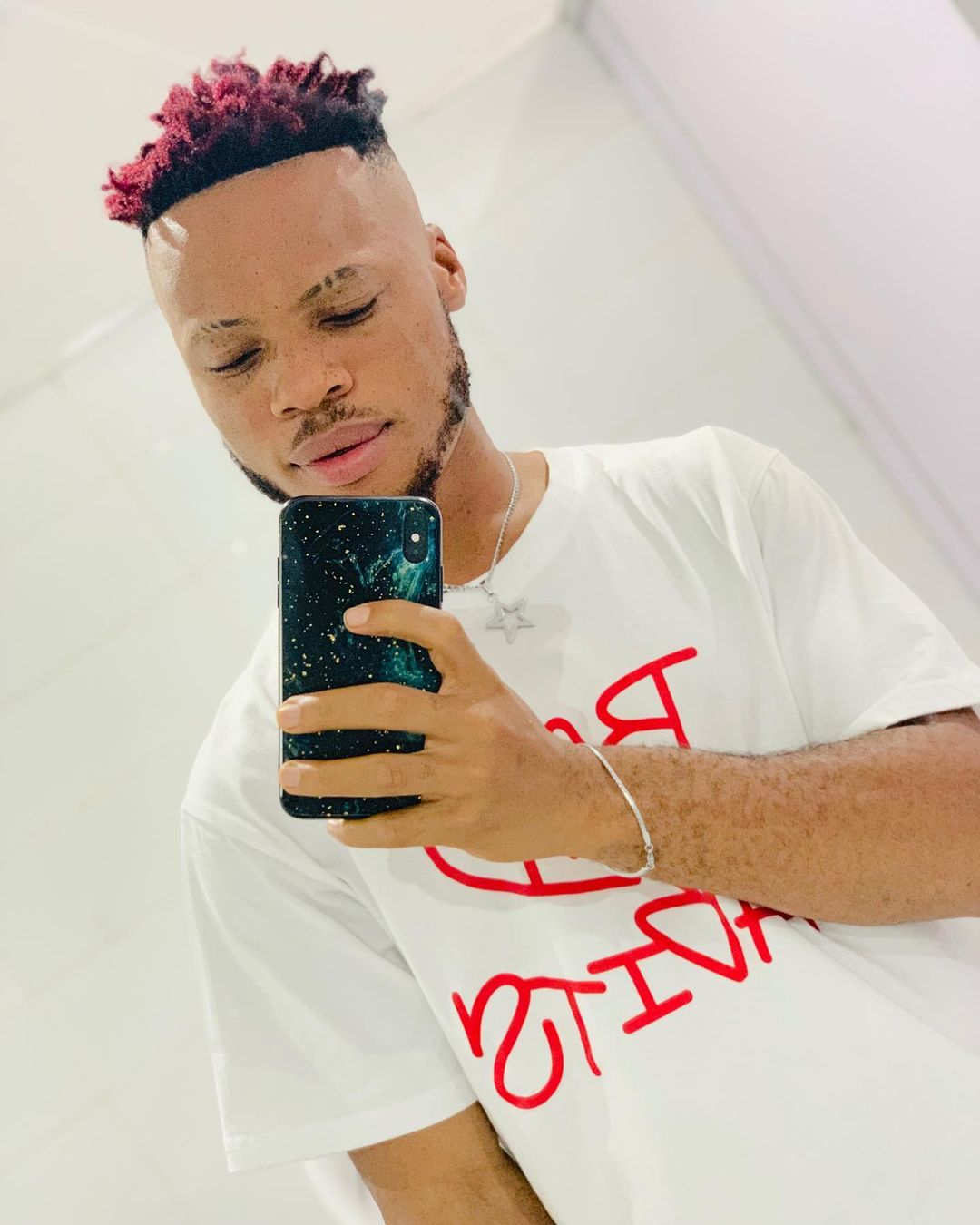 Hairstyle : Poco Lee likes to rock different kinds of hair styles such ...