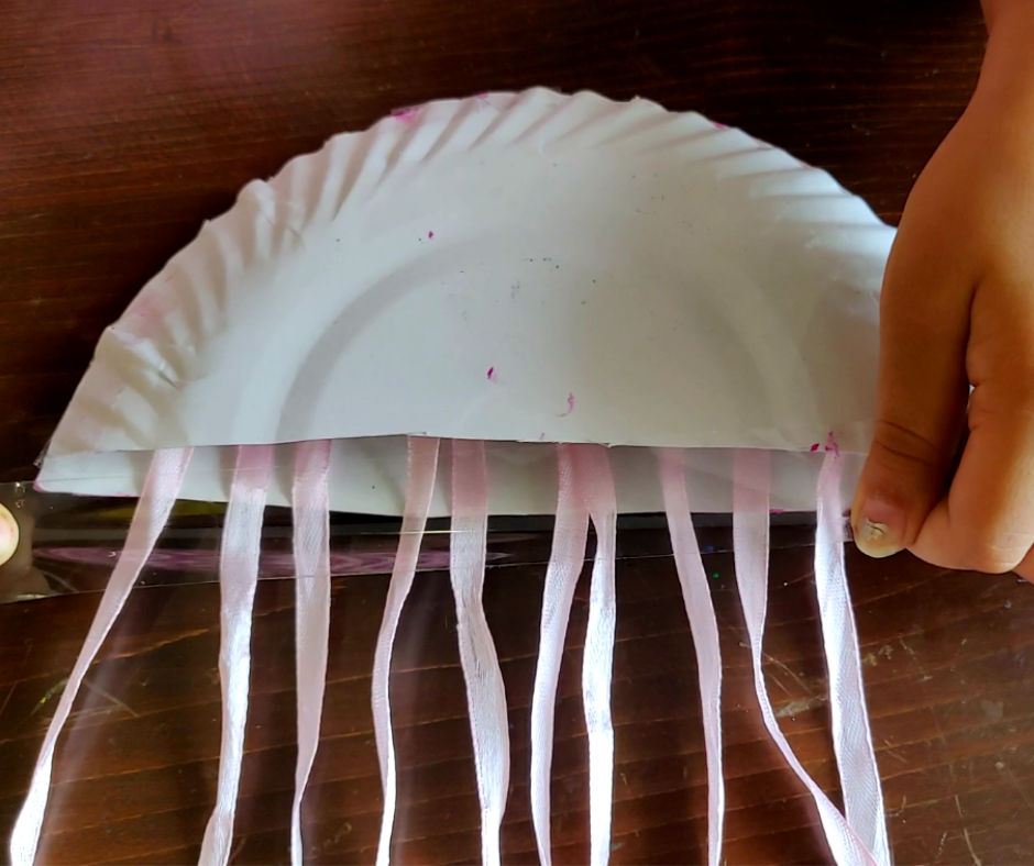 Paper plate JellyFish