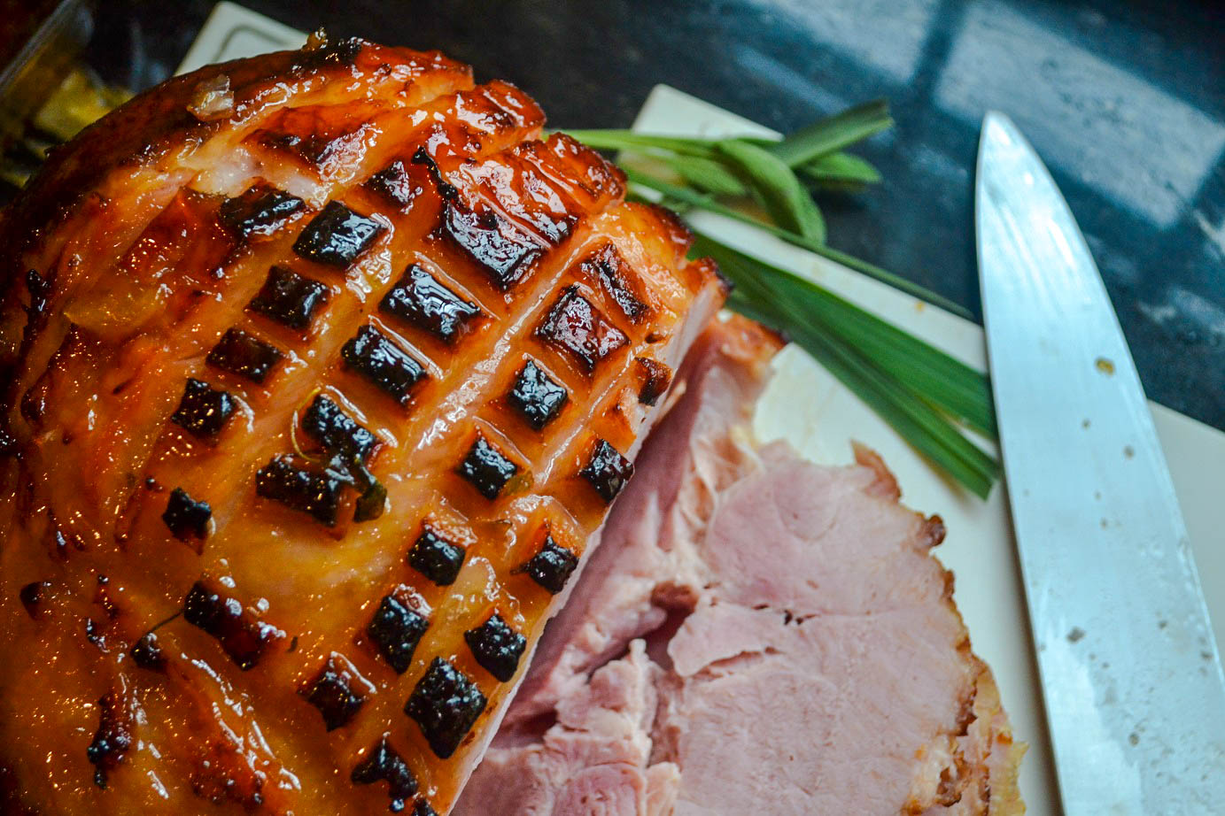 Greedy Girl : Sweet lemongrass, ginger and sage glazed Ham