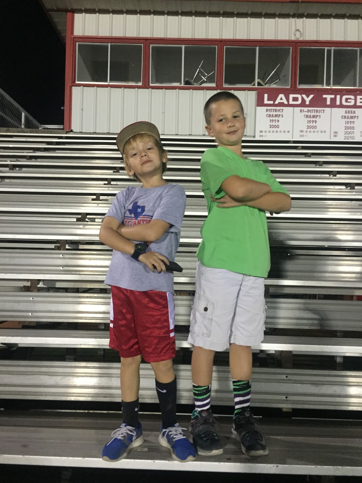 Trendy Mindy and Her Loves...: Football for Troy's Birthday!!!