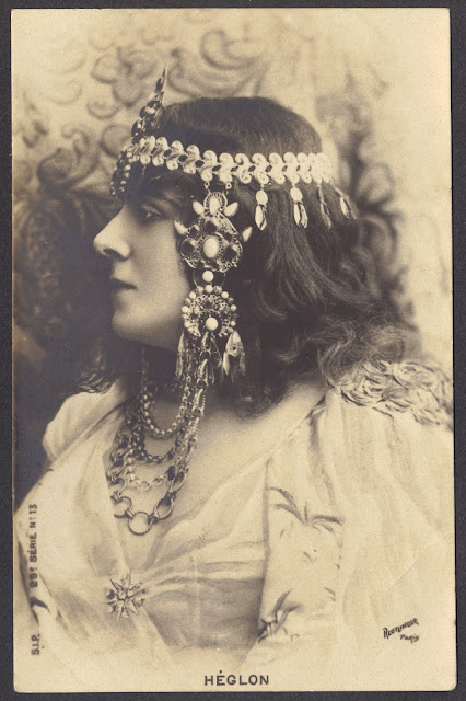 Red Poulaine's Musings: Announcing the Songs of Salome Collection