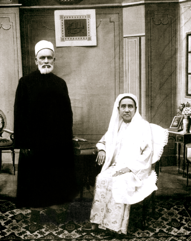 Baha’i Heroes & Heroines: Siyyid Mustafa Rumi (c.1846-1945) -- Hand of ...