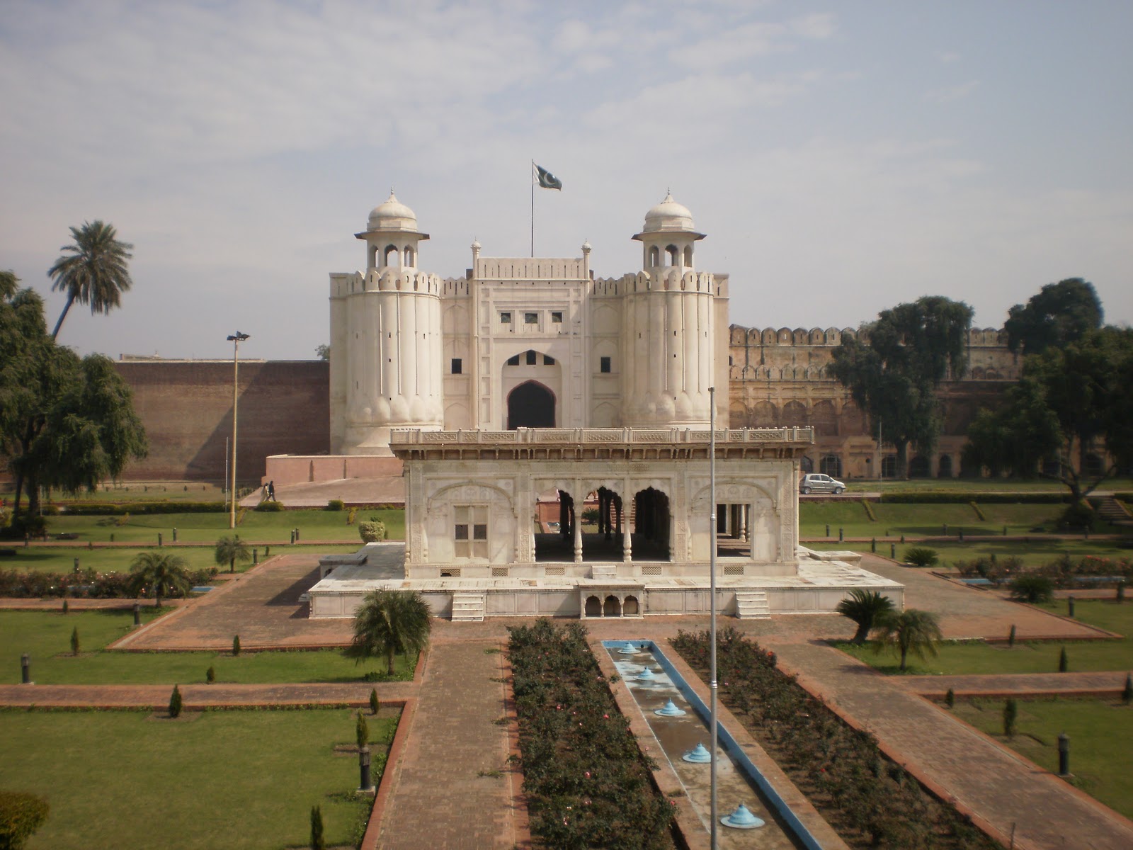 Apna Pakistan: Pakistan's Best Heritage Site: Lahore Fort