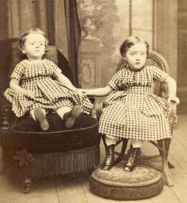 Post Mortem Photography | Amusing Planet