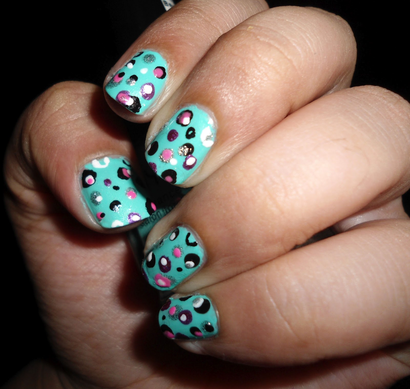The Beauty and the Cheap: Cute Nails Lets Share Nail Art Challenge! Day 1
