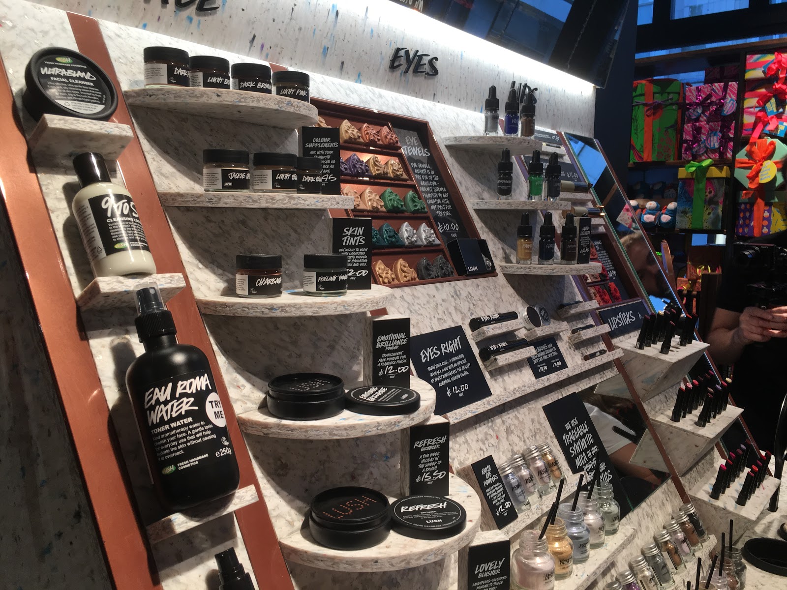 Lush Bournemouth Re-Opening - Georgie xoxo | Enchanted Living